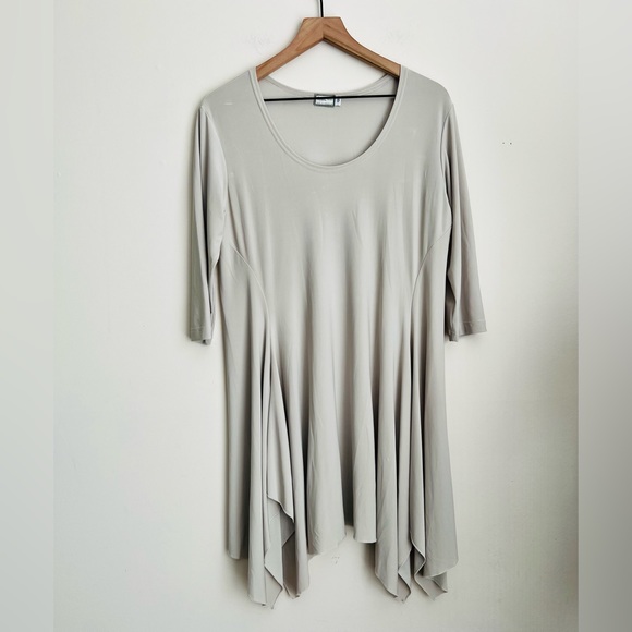 Sympli | Tops | Symplicanada Women Cream Drapedasymmetric 34 Sleeve ...